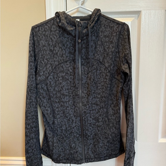 lululemon athletica | Tops | Womens Size 2 Lululemon Define Jacket In ...